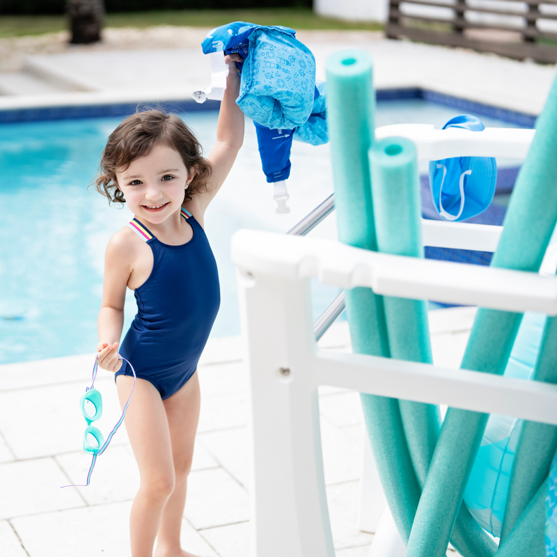 Vero Poolside Organizer™ from Step2