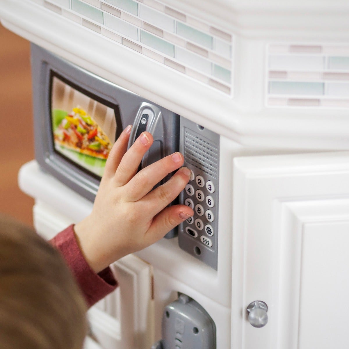 Dream Kitchen with Extra Play Food Set from Step2