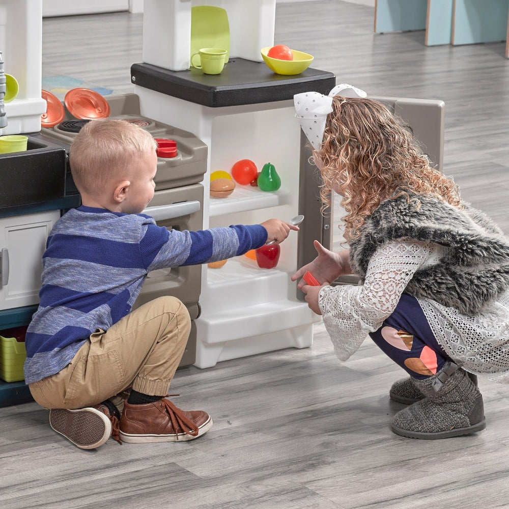 Modern Metro Kitchen™ from Step2